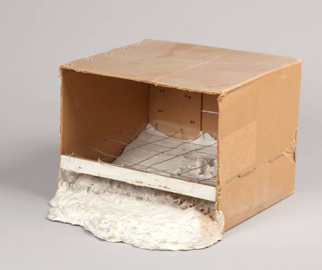 Gips og vandret ståltrådsnet i papæske, 1967, Bjørn Nørgaard | SMK Open